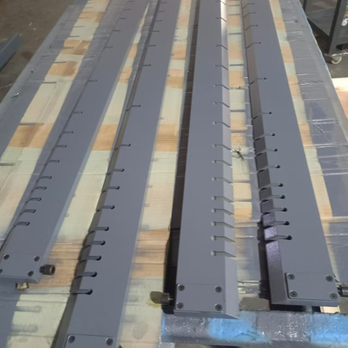 Kang Industrial EB-6116 Slotted Bar – KANG INDUSTRIAL PTY LTD